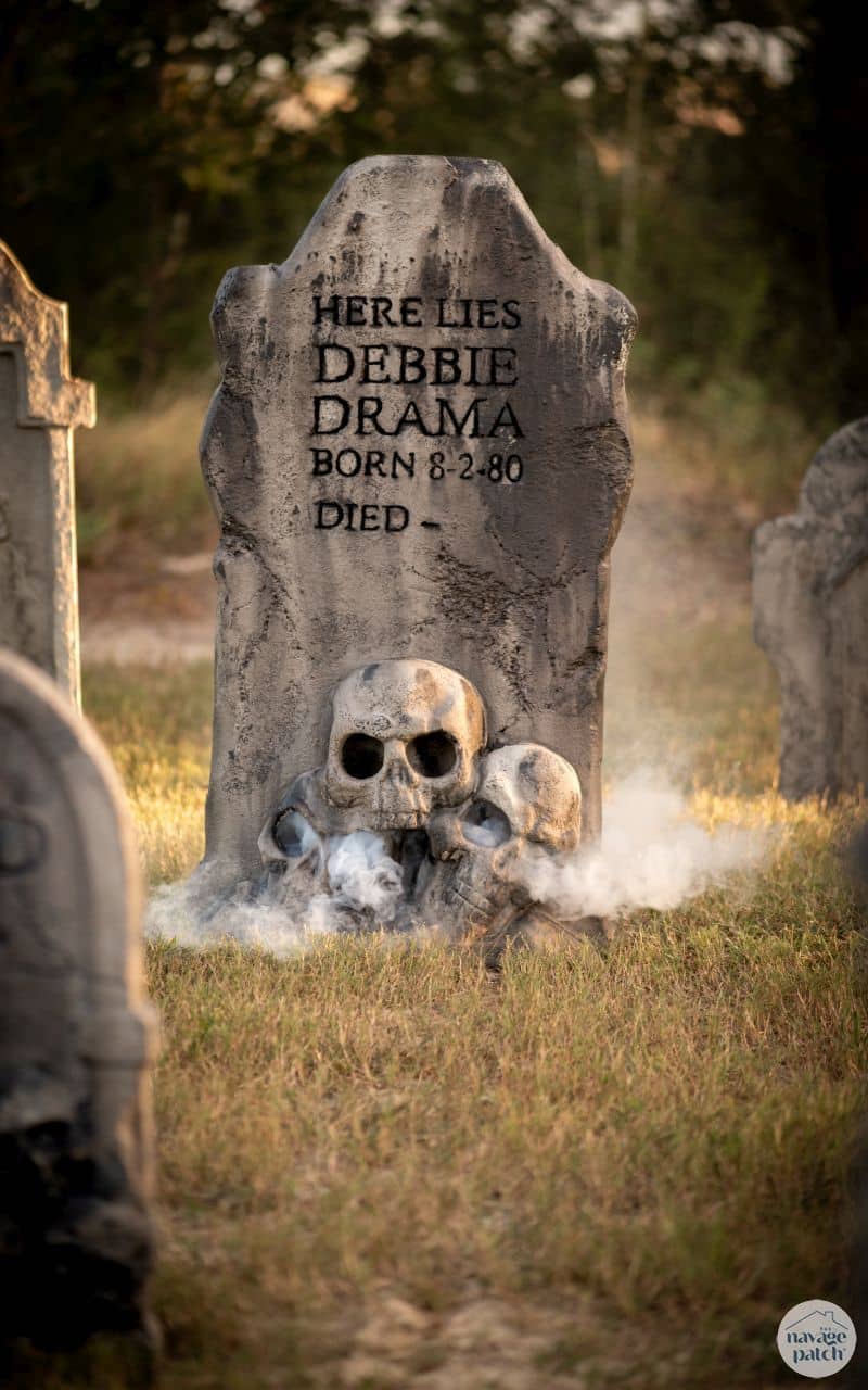 How to Make Easy Halloween Tombstones for a DIY Graveyard!
